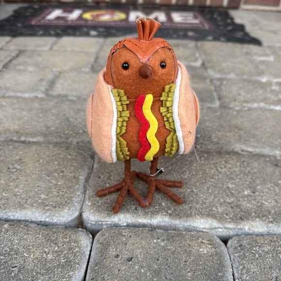 Sun Squad | Accents | Cute Hot Dog Costume Bird Decor Spritz Sun Squad ...